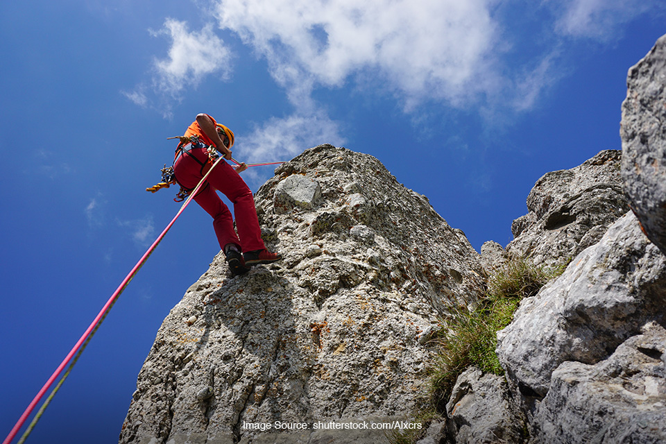 5 Keterampilan Penting Untuk Rappelling yang Harus Lo Kuasai | SUPERLIVE