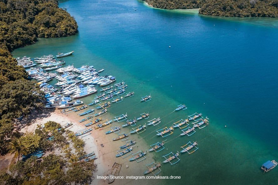 Pantai Sendang Biru Malang, Eksotis dengan Hamparan Pasir Putih yang ...