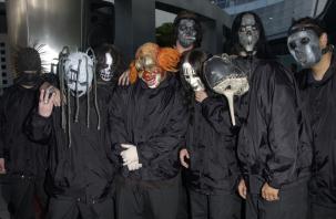 Slipknot Rilis Merchandise Replika Topeng | SUPERLIVE
